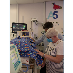 Family in neonatal unit - Baby Friendly Initiative