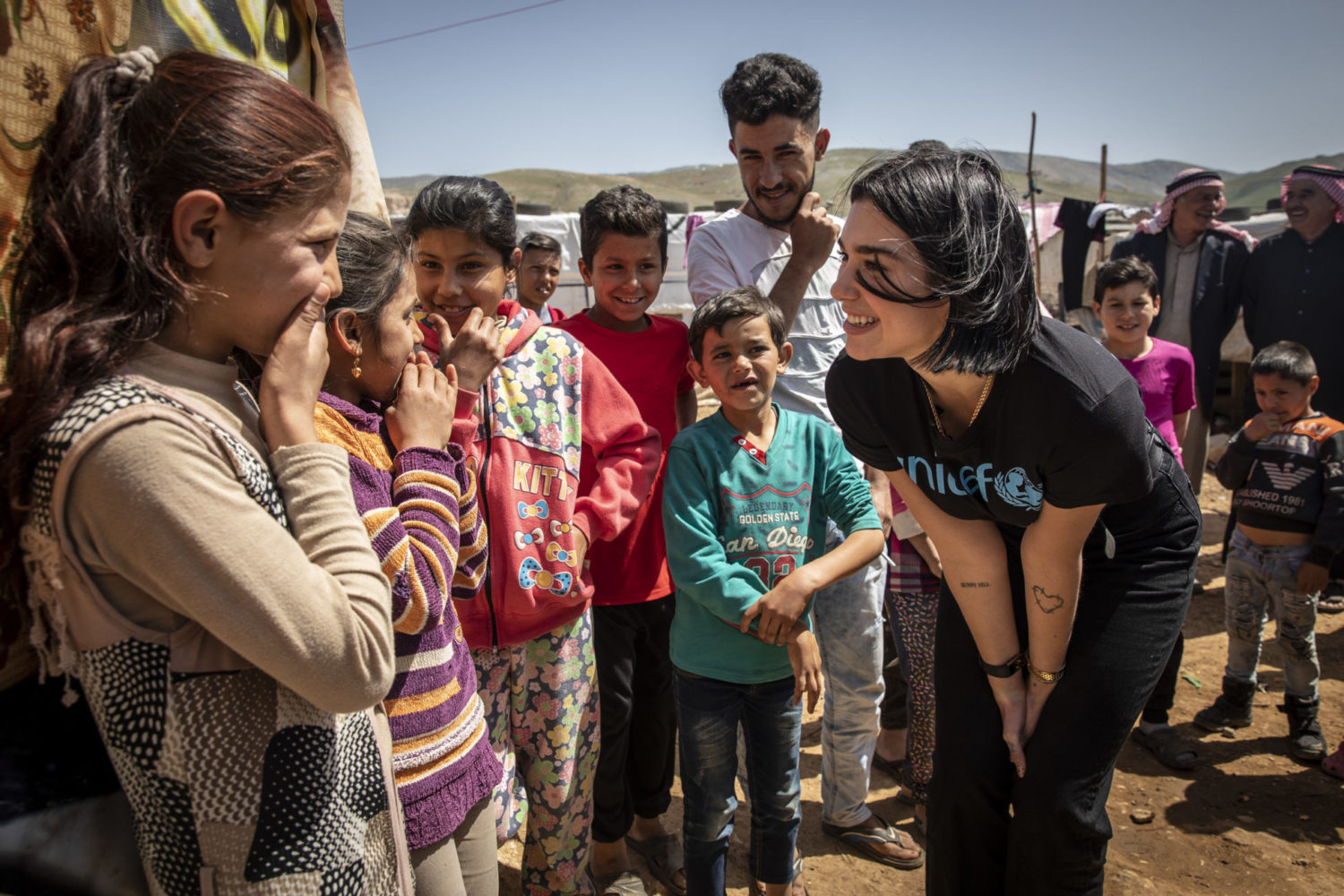 Dua Lipa visits Lebanon with UNICEF to meet refugee children and young ...
